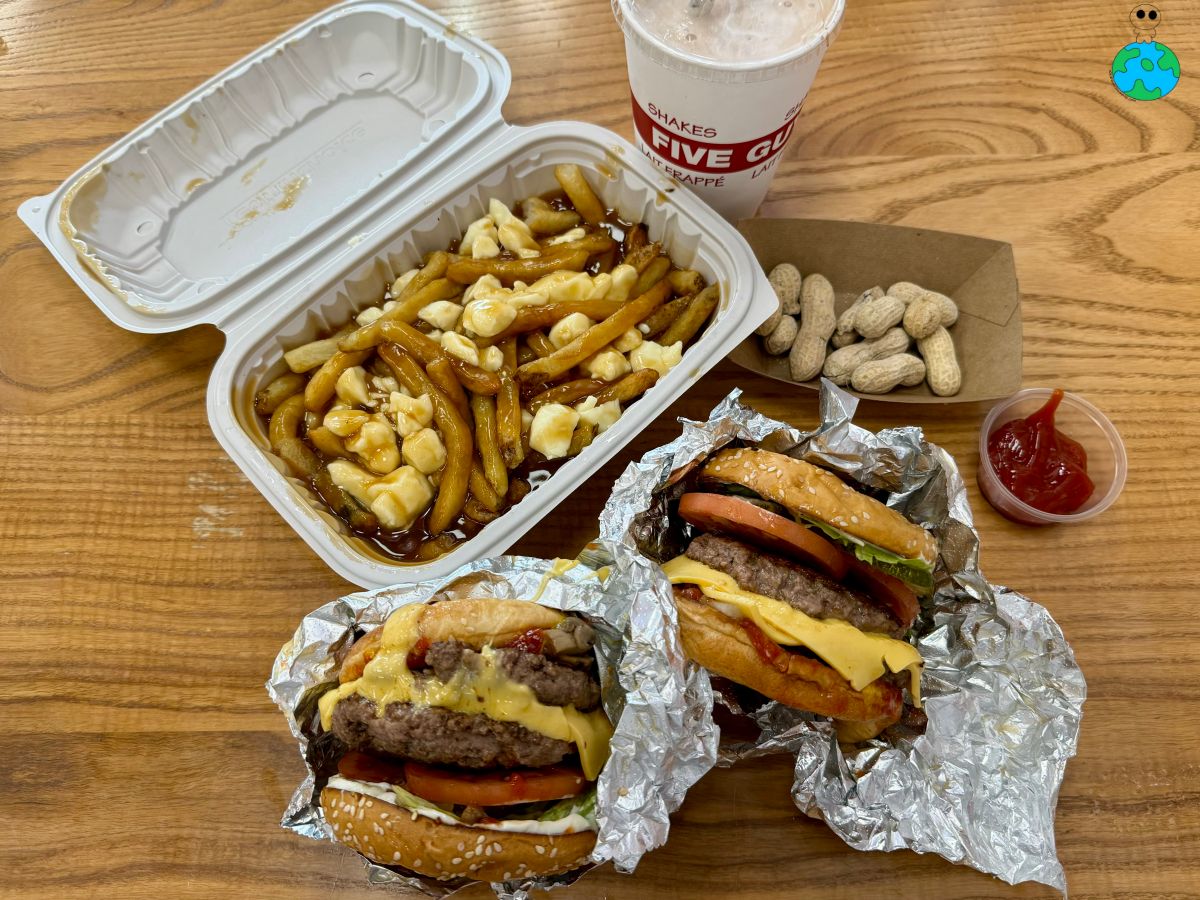 【Five Guys點餐攻略】中文菜單推薦、隱藏奶昔這樣點，15種配料任加 – 小螺絲看世界
